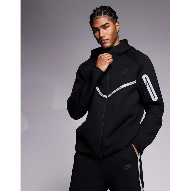 Nike Tech Fleece reflective full zip hoodie in black - GLAMI.sk